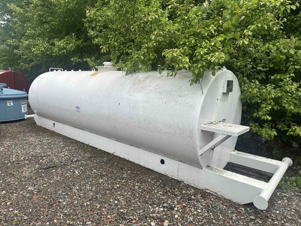 3,000 Gallon Refurbished Steel Tank for Sale - Fully Customizable